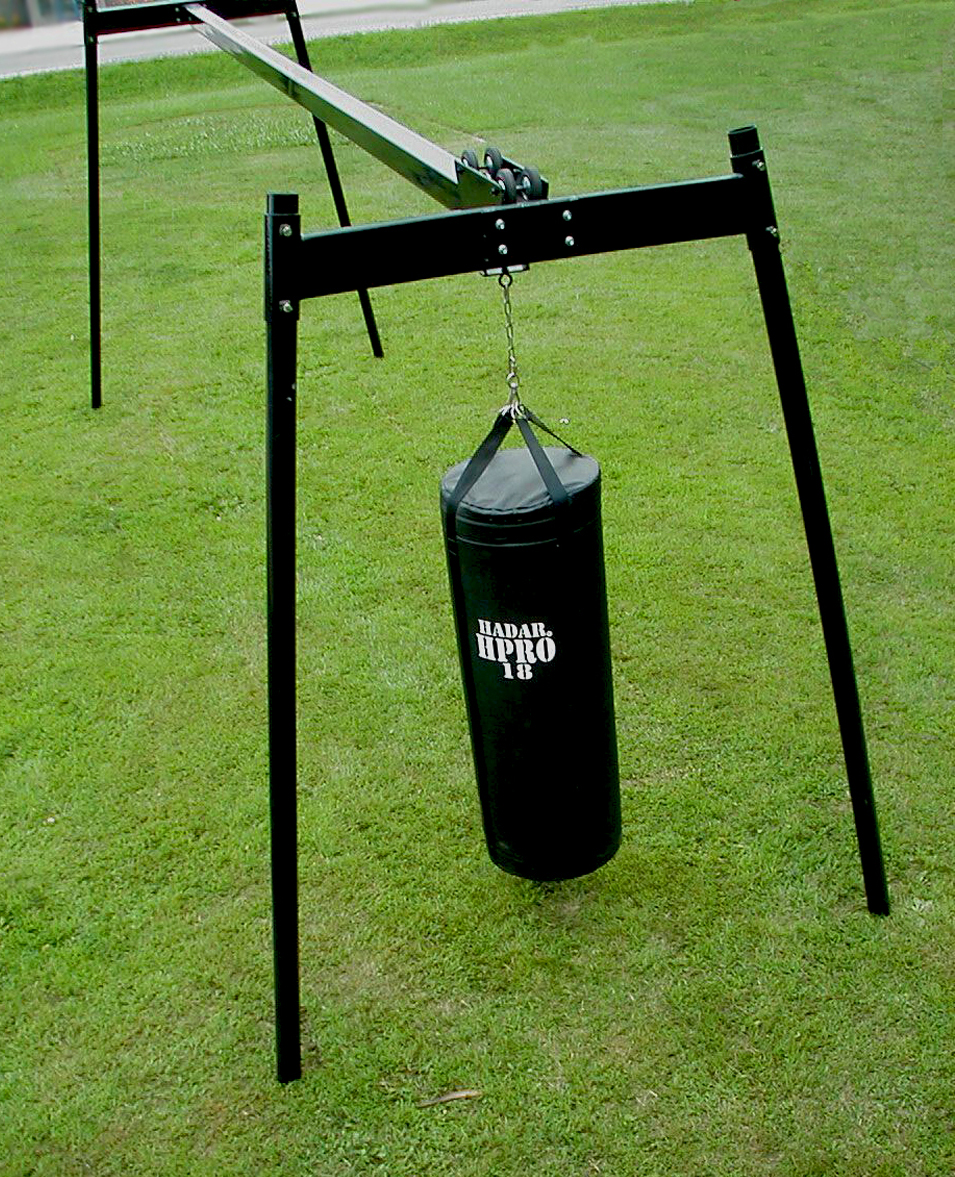 E120844 Hadar Open Field Football Tackling Apparatus