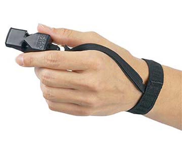 Fox 40 Classic Whistle With Wrist Lanyard Ea Soccer Equipment And Gear