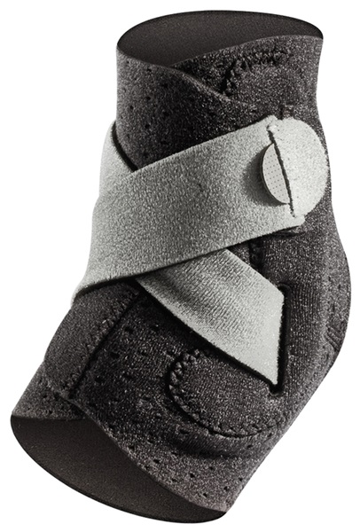 Mueller Adjust-to-Fit Ankle Stabilizer 6017 - Soccer Equipment and Gear